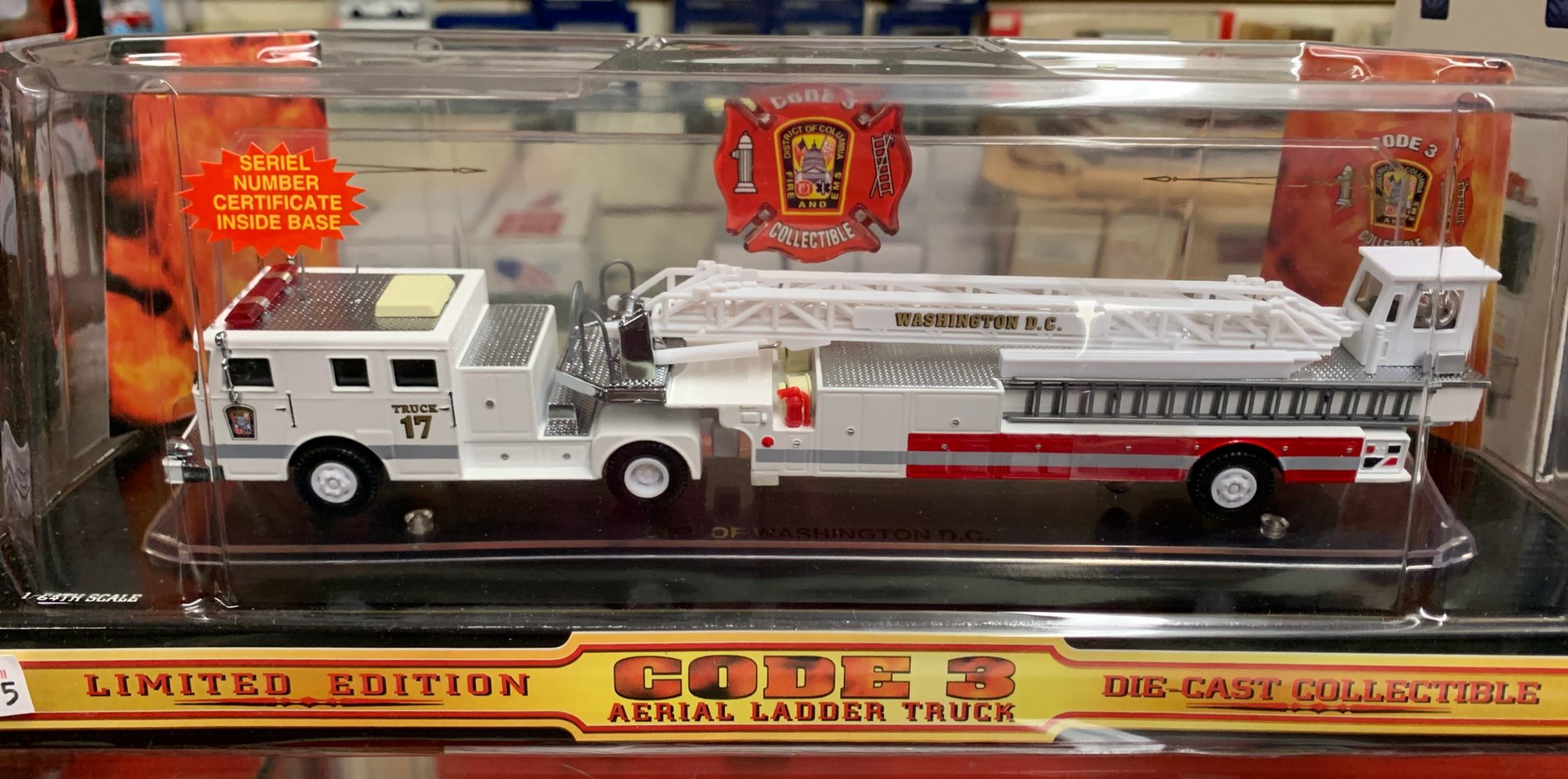 Code 3 - Washington D.C. Seagrave TDA Ladder 17 - The Fire Bell