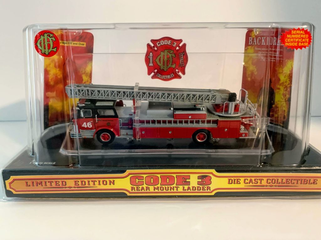 Code 3 - Chicago Backdraft Mack CF Rear Mount Ladder - The Fire Bell