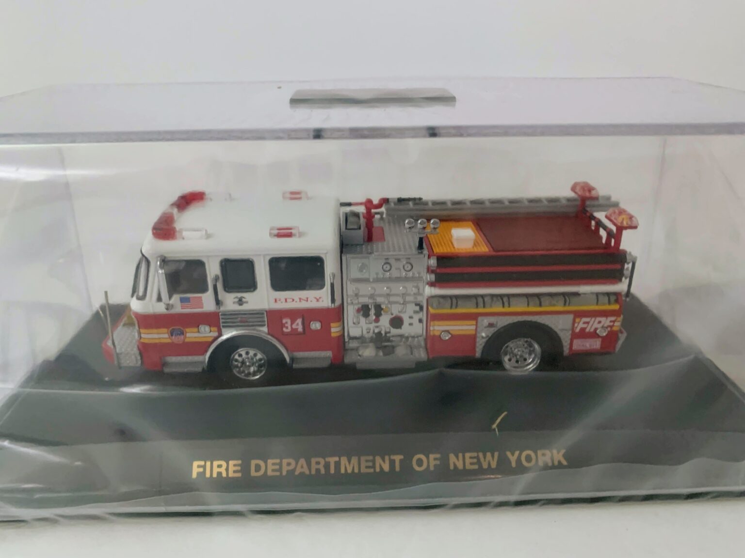 Code 3 - FDNY American LaFrance Pumper E-34 - The Fire Bell