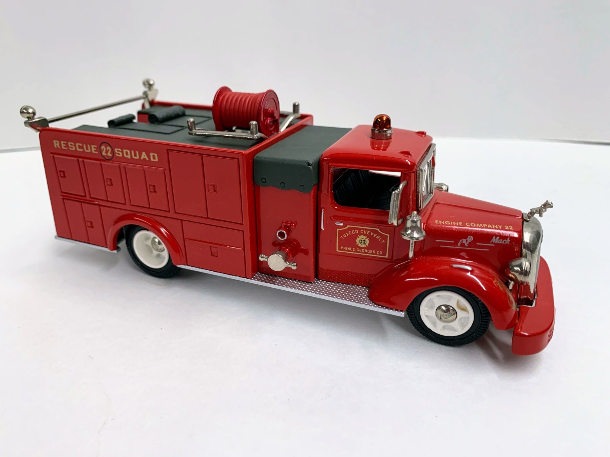 Ashton - Tuxedo Cheverly Mack 1952 Rescue Squad 22 - The Fire Bell
