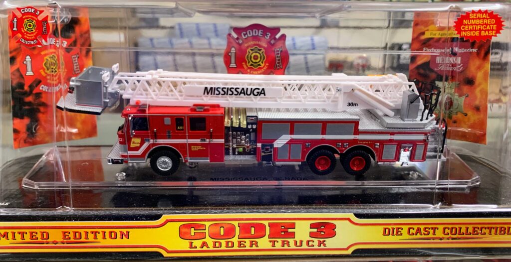 Code 3 - Mississauga Canada Fire Pierce Platform Ladder 101 - The Fire Bell