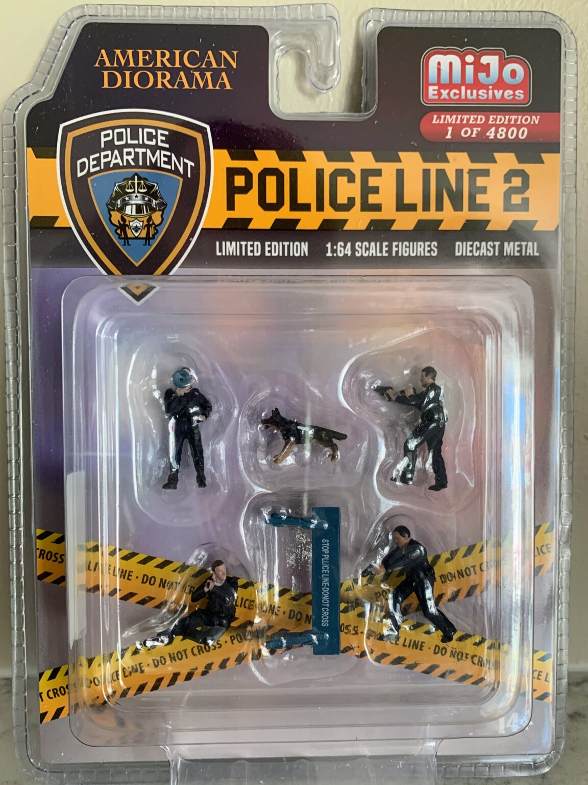Diorama Figure Set - Police Line 2 - The Fire Bell