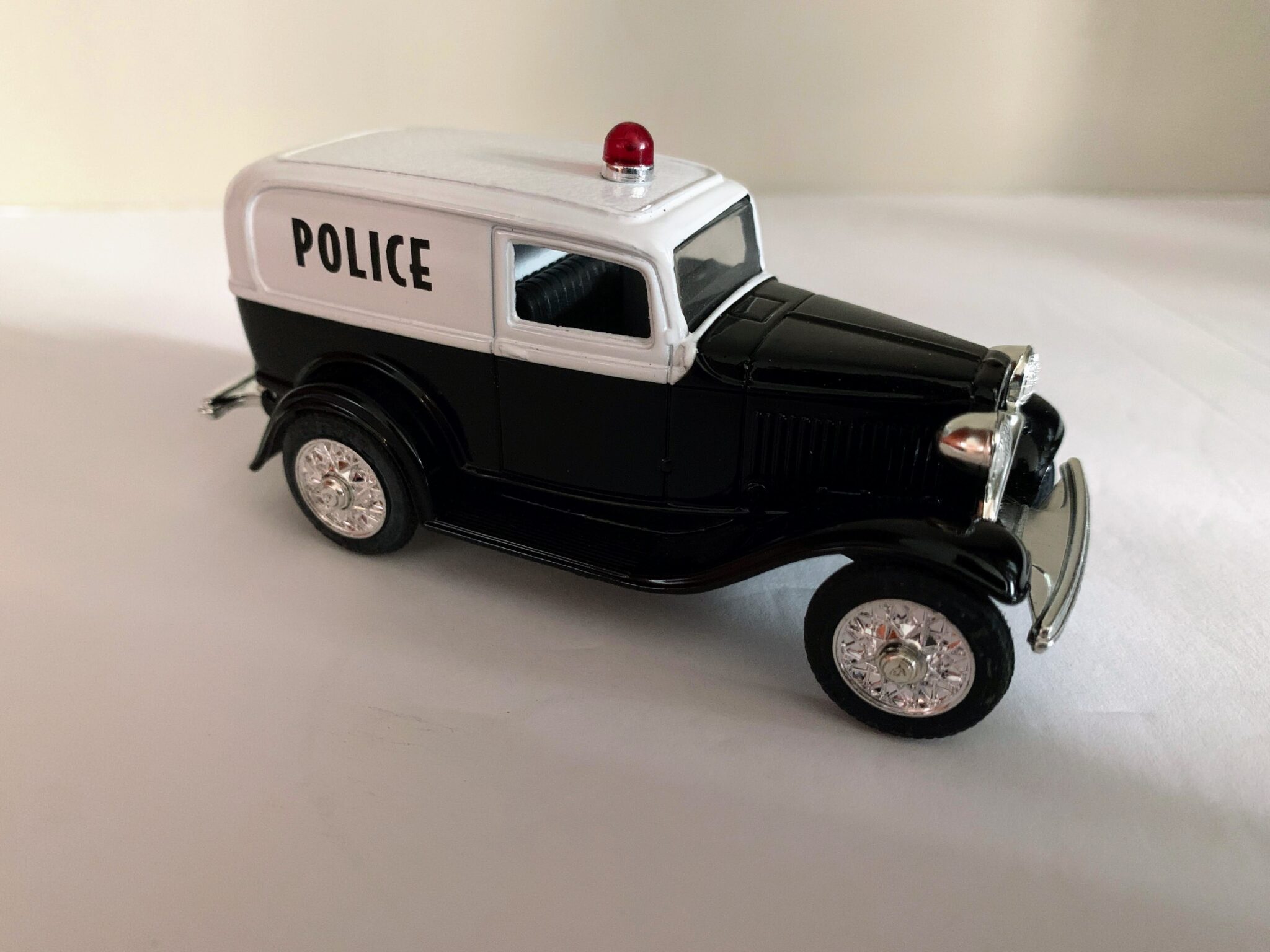 Ford 1932 Police Panel Truck - The Fire Bell