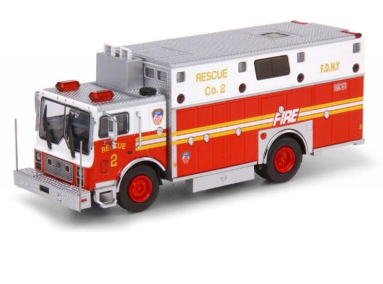 Code 3 - FDNY Mack MC Rescue 2 - The Fire Bell