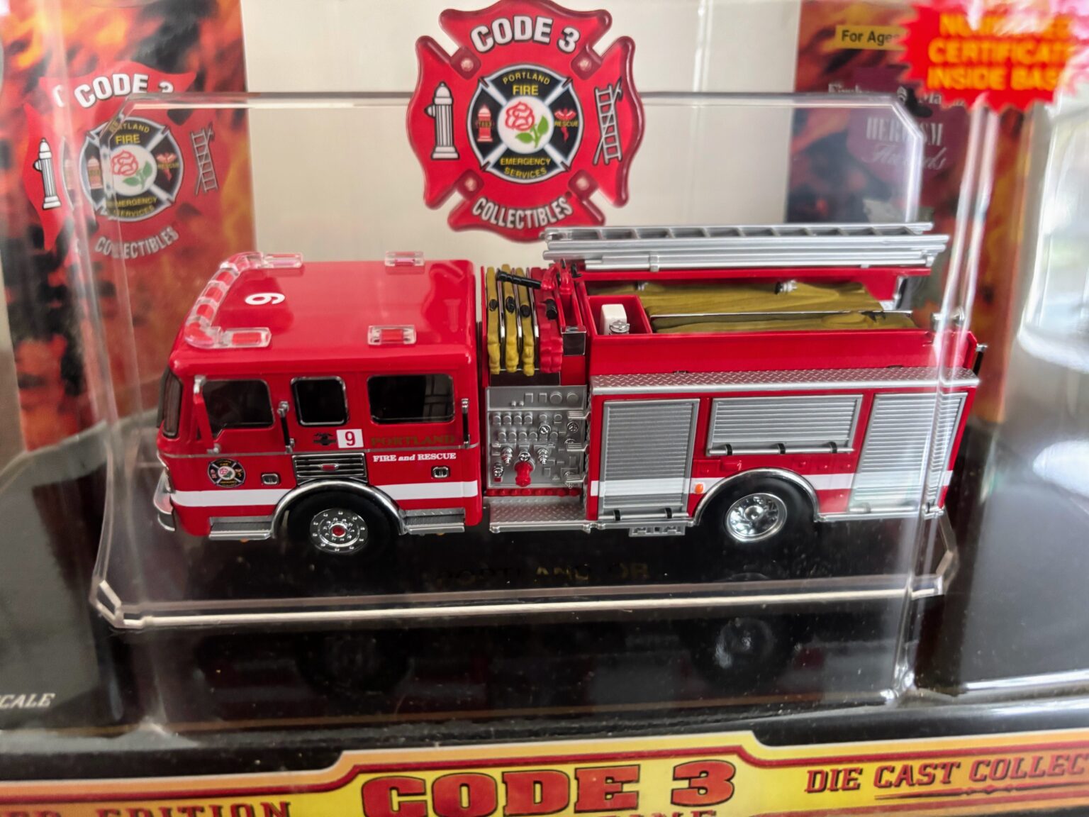 Code 3 - Portland, OR ALF Eagle Pumper E-9 - The Fire Bell