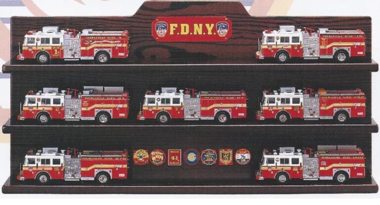 Code 3 - FDNY Squad Set with Display Shelf - The Fire Bell