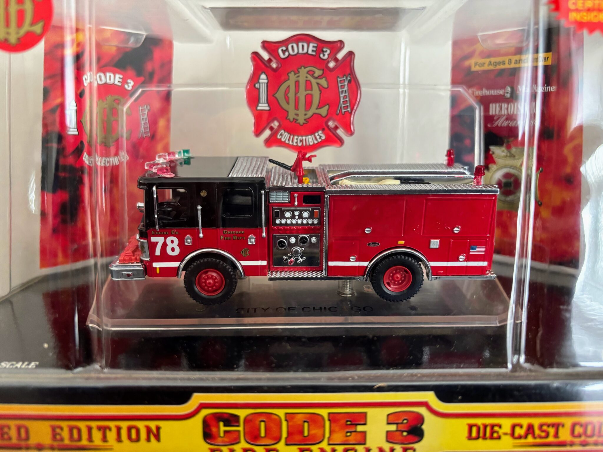 Code 3 - Chicago Wrigleyville Luverne Pumper 78 - The Fire Bell
