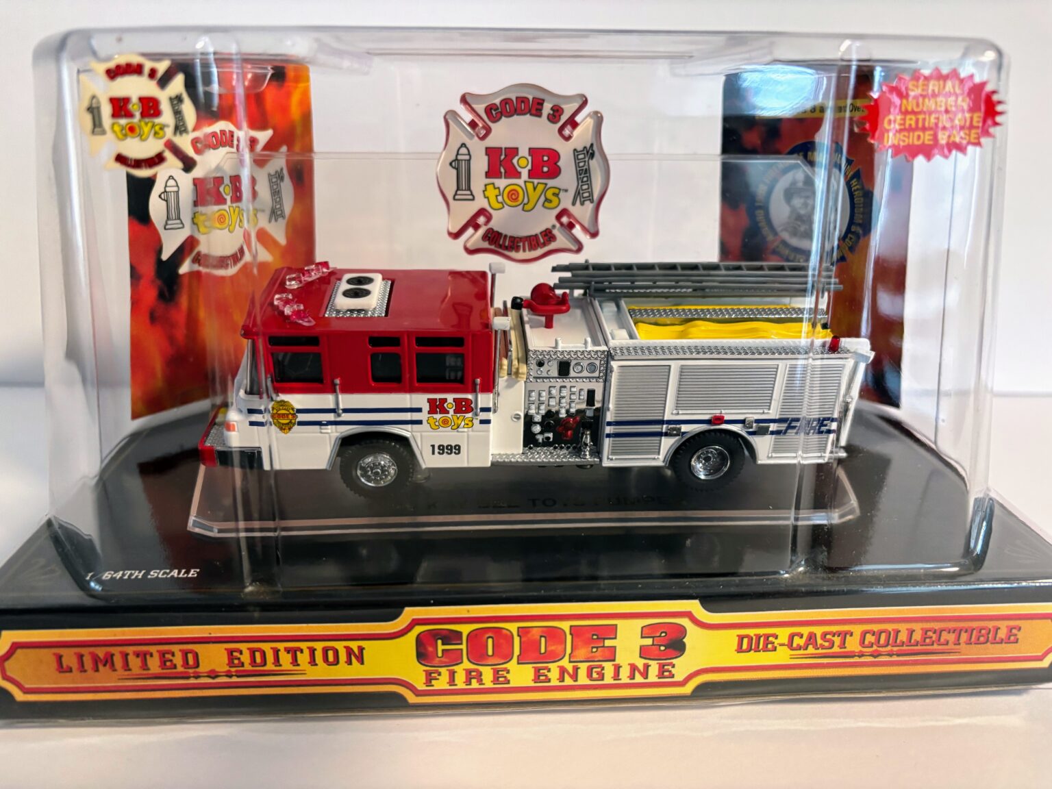 Code 3 - K B Toys 1999 Manager Special Quantum Pumper - The Fire Bell